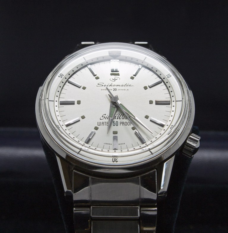 The birth of the Seiko diver’s watch: The Seikomatic Silver Wave ...