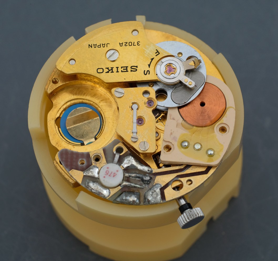 The Seiko EL-370 electronic watch | Adventures in Amateur Watch Fettling