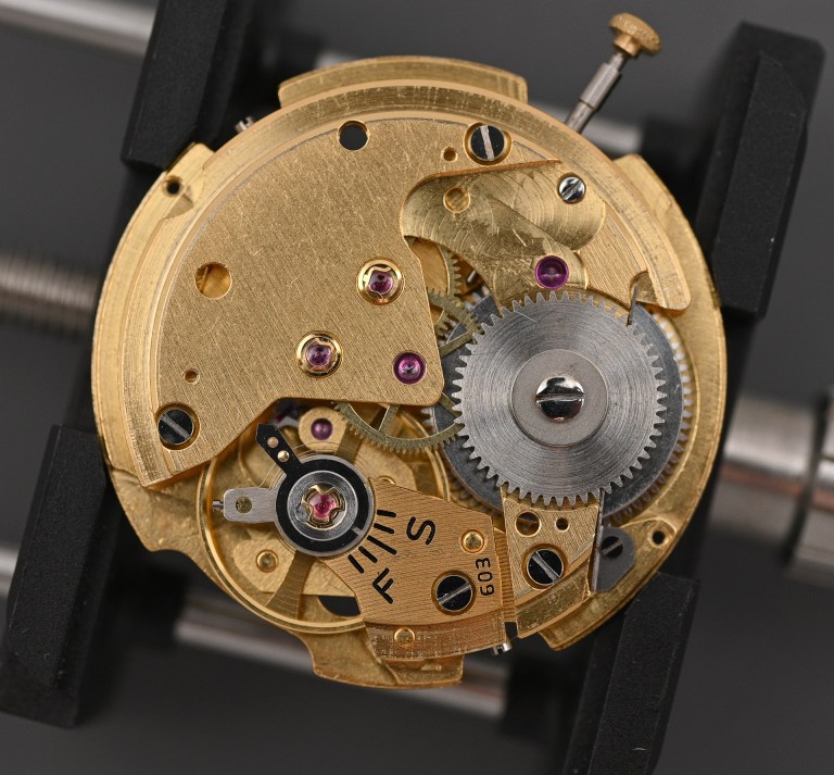 Origins of the Seikomatic: A 30 jewel Seikomatic 15031D from January ...